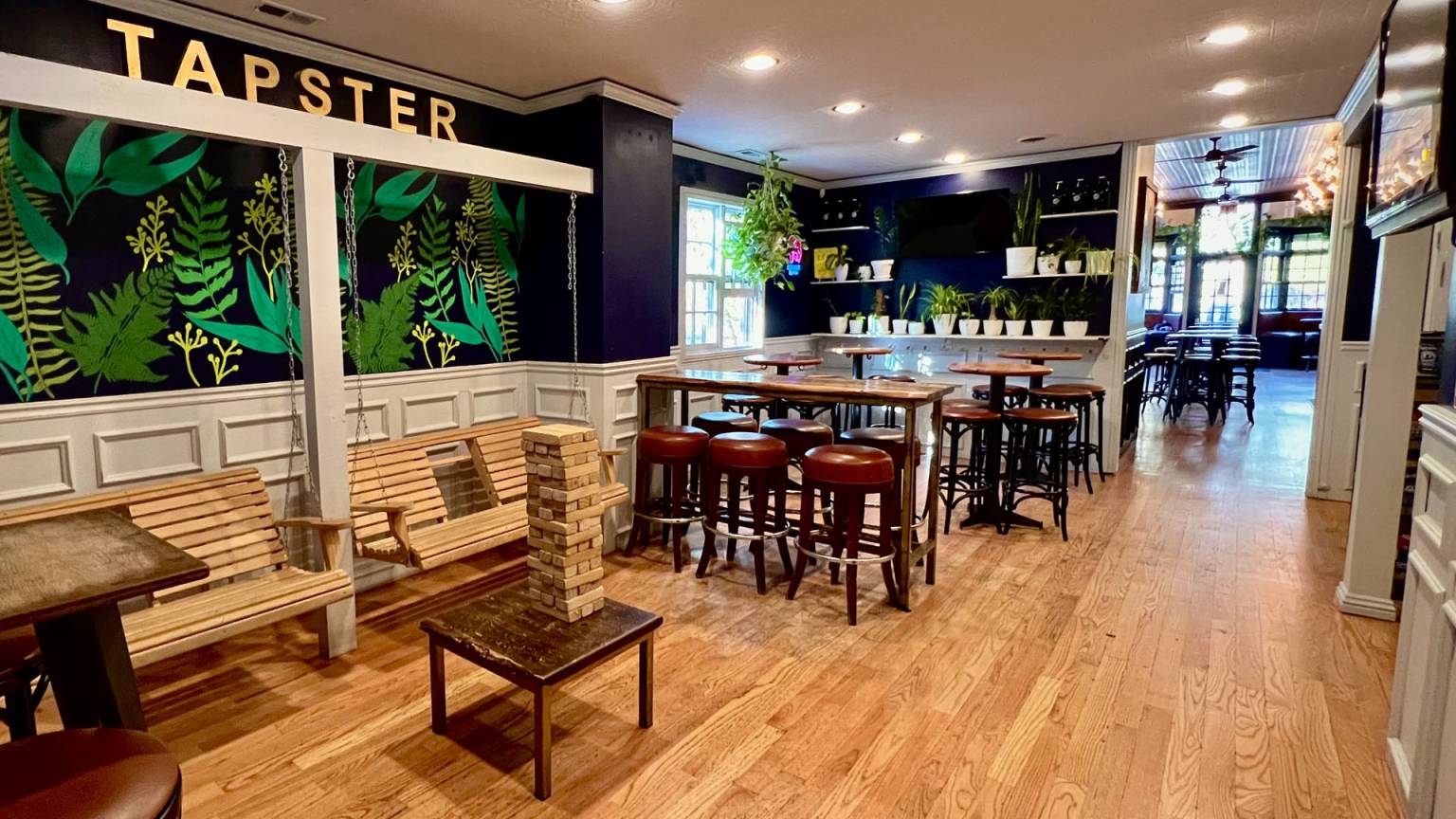 Lincoln Park – Tapster